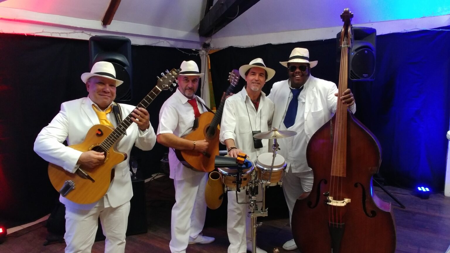Orchestre salsa et groupe latino de musique cubaine traditionnelle